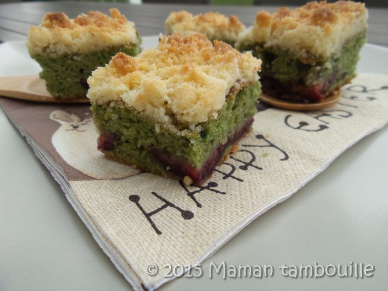 Gâteau pistache cerise crumble Maman Tambouille