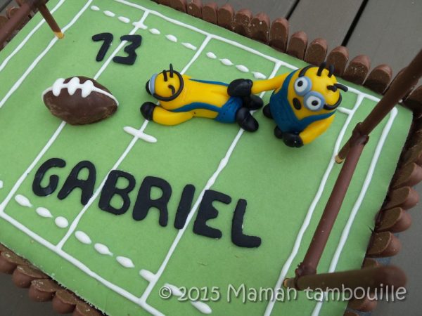 Gâteau rugby des minions Maman Tambouille