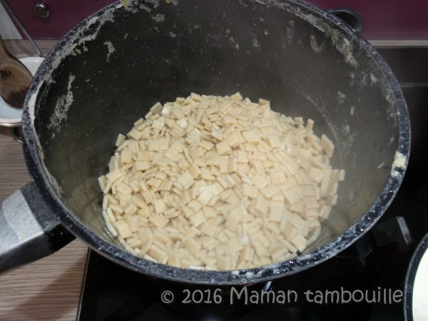Fondue de poireaux et Morteau, crozets sauce reblochonne Maman Tambouille
