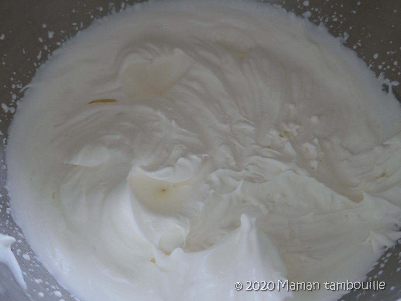 Entremets fruits rouges vanille {Stranger Things} Maman Tambouille